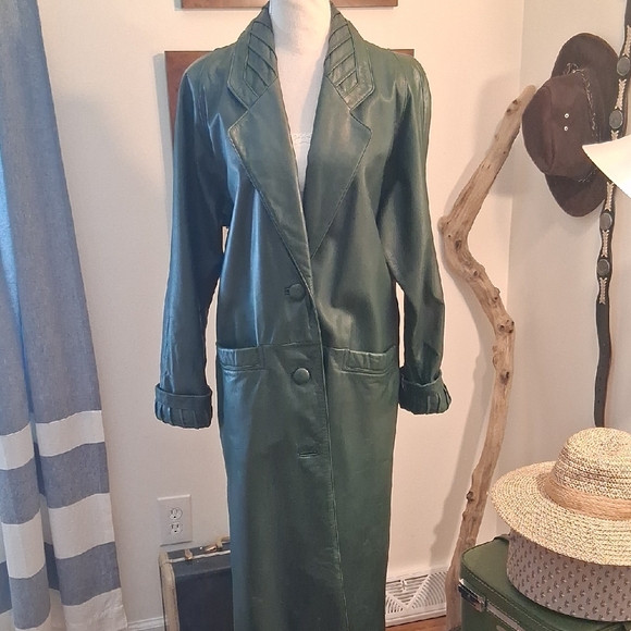 Jacqueline Ferrar | Jackets & Coats | Vintage Jacqueline Ferrar Green ...